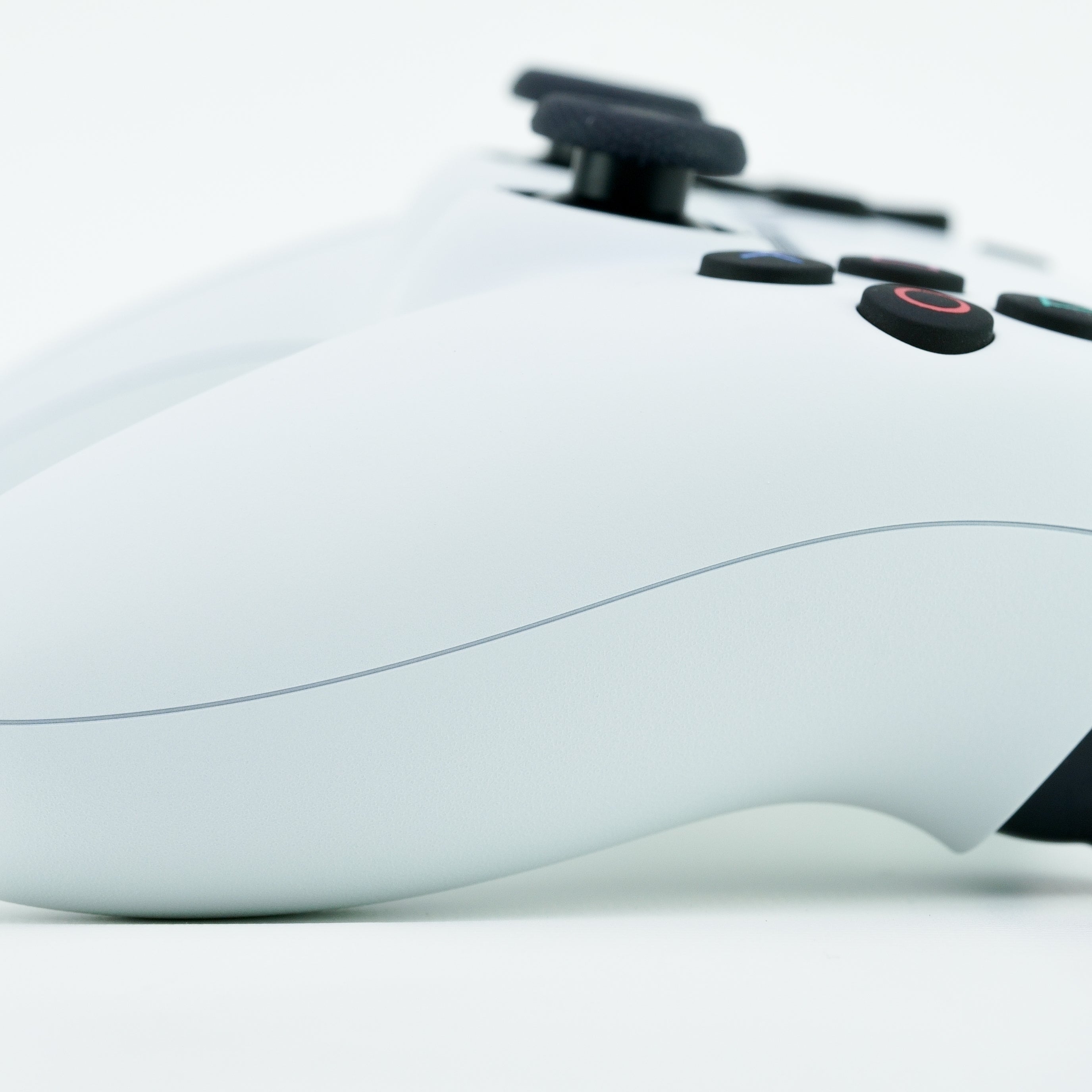 Whiteout Retro Custom Controller – LaZa Modz LLC
