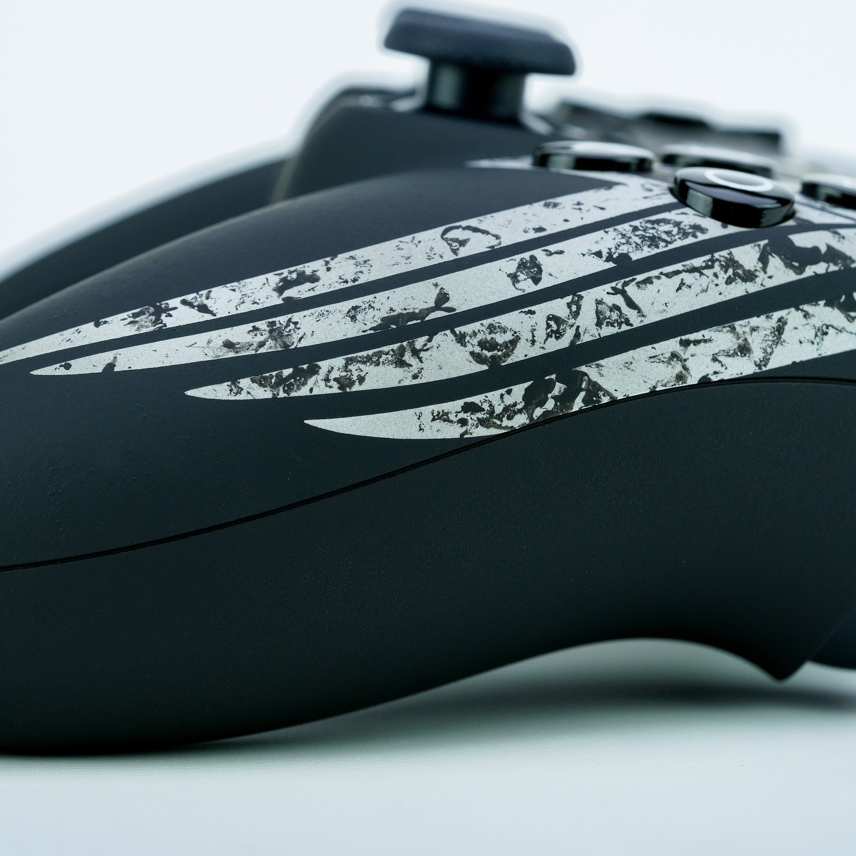 PS5 Venom Custom Controller – LaZa Modz LLC